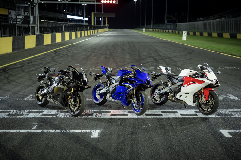 TRIPLE TREAT: YAMAHA YZF-R9 - Road Rider Magazine